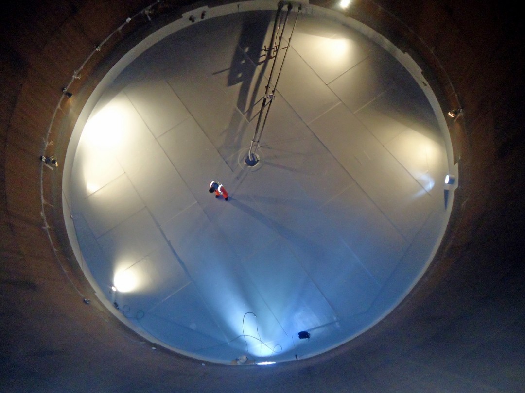 Above ground tank floor area. Double skinned using solvent-free resins ...