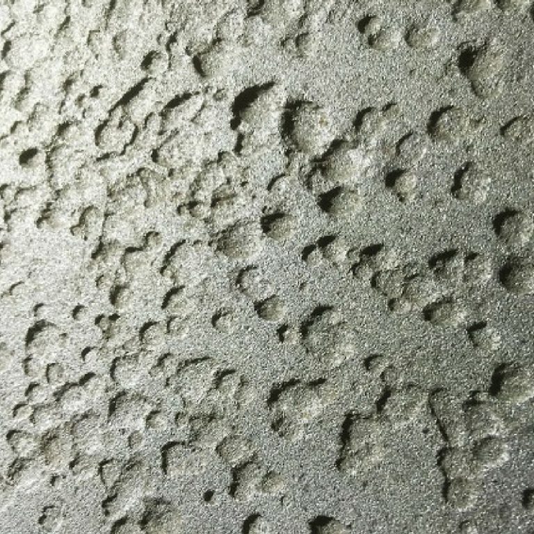 Pitting corrosion and storage tank failure, serious storage tank corrosion